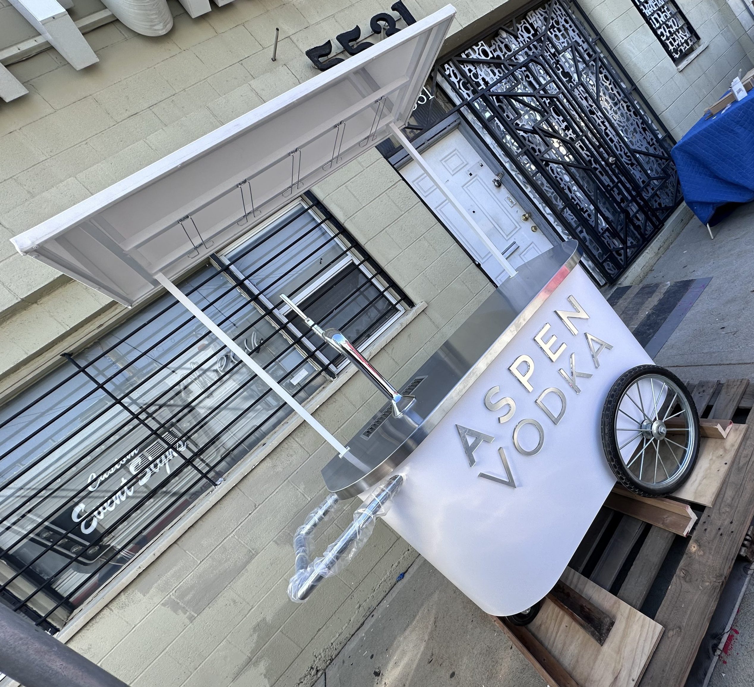 Custom cart fabrication | Mr. Foam and Scenic
